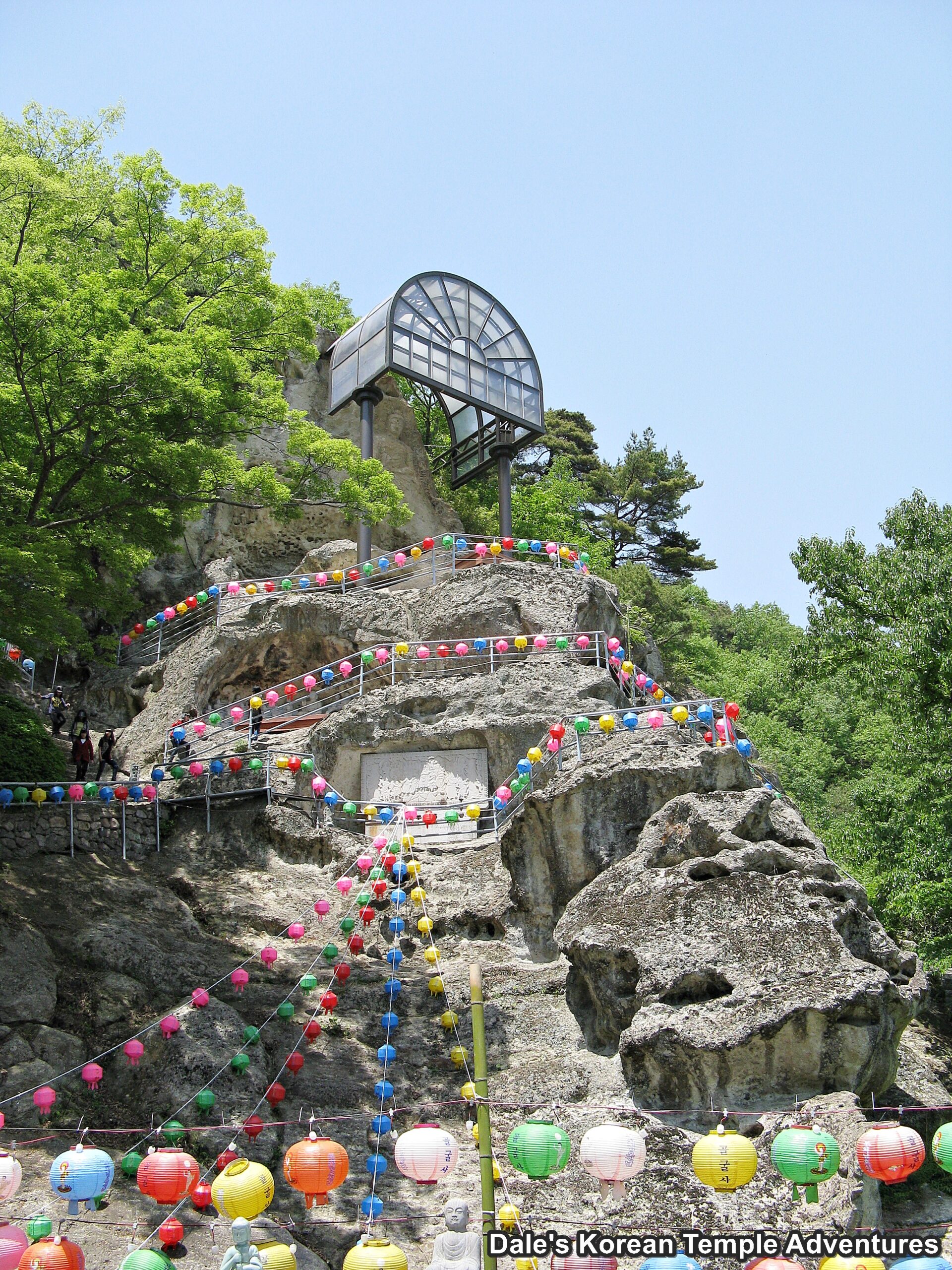 Golgulsa Temple -골굴사 (Gyeongju) - Dale's Korean Temple Adventures