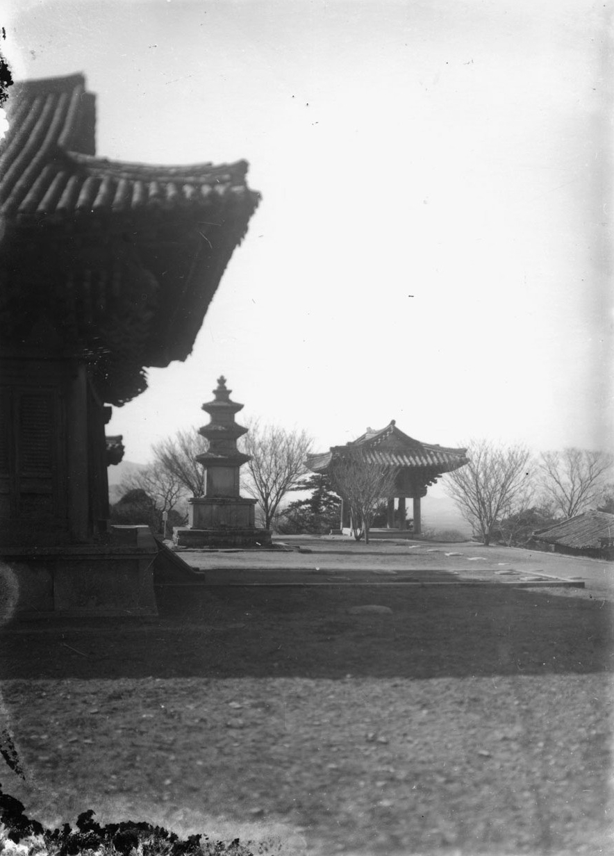 Colonial Korea - Bulguksa Temple - Dale's Korean Temple Adventures