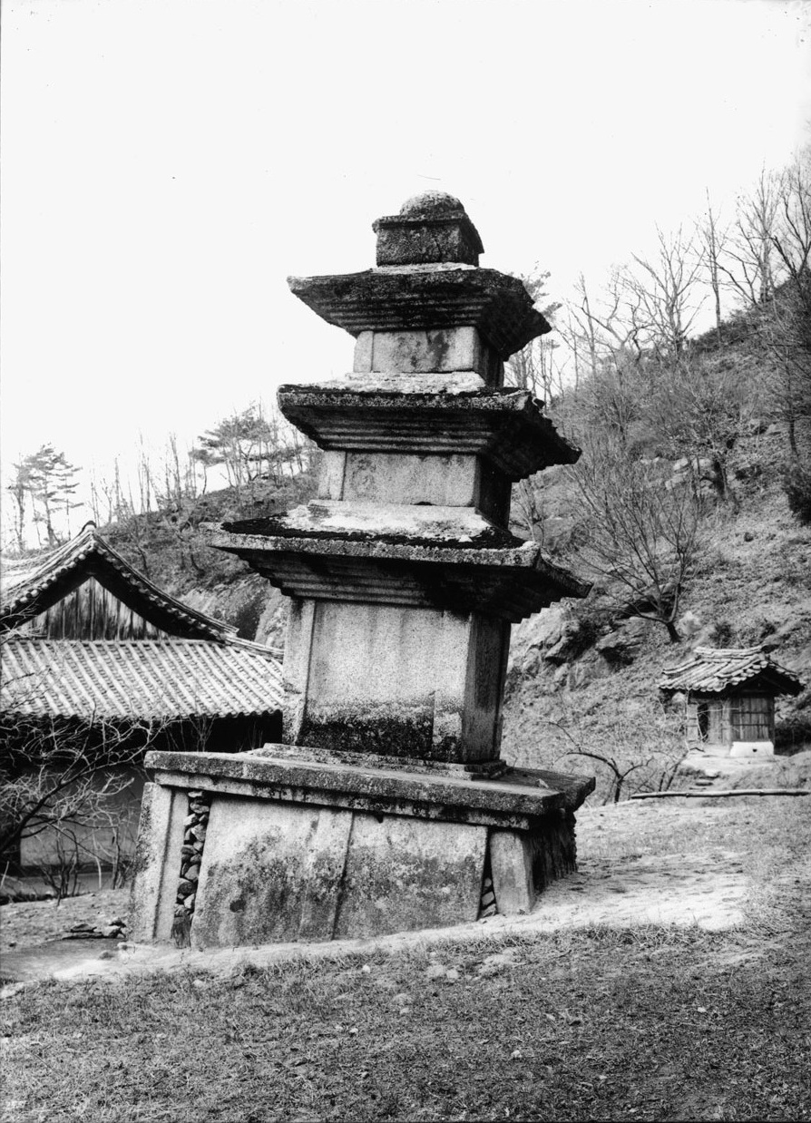 Colonial Korea - Buseoksa Temple - Dale's Korean Temple Adventures
