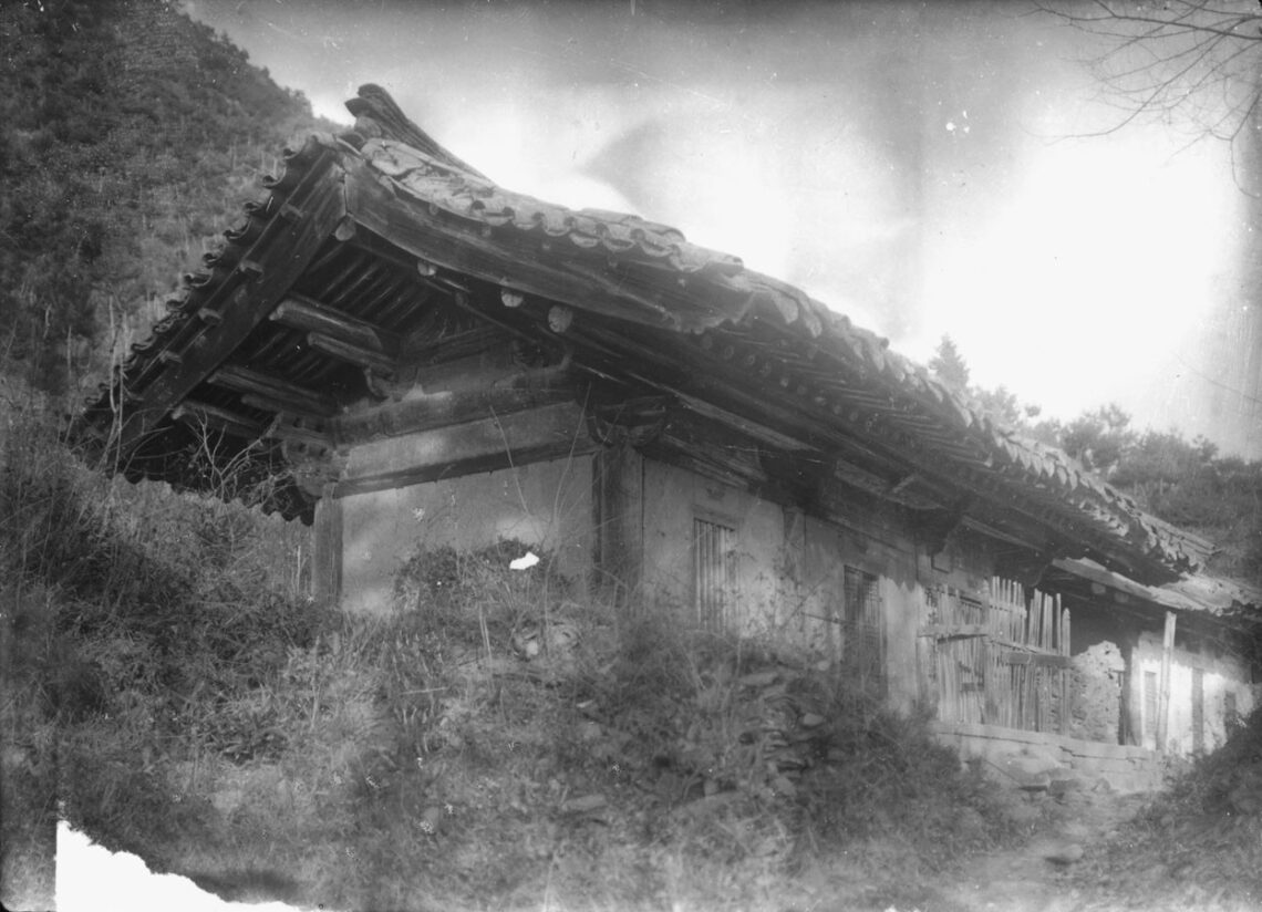 Colonial Korea - Buseoksa Temple - Dale's Korean Temple Adventures