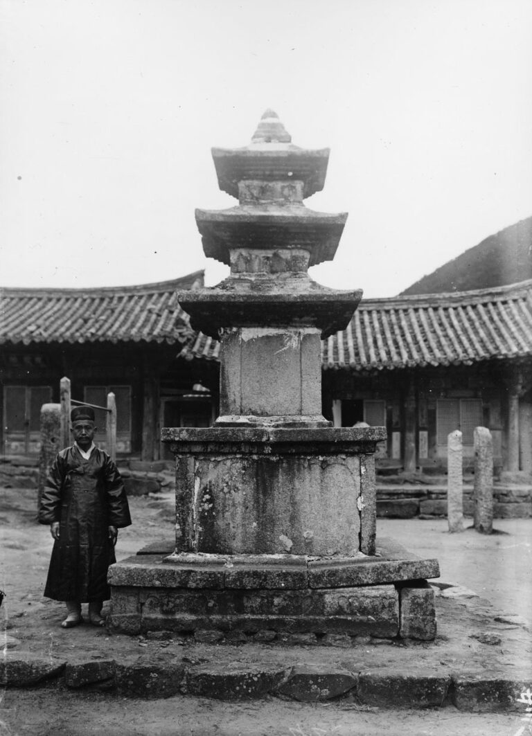 Colonial Korea - Beomeosa Temple - Dale's Korean Temple Adventures