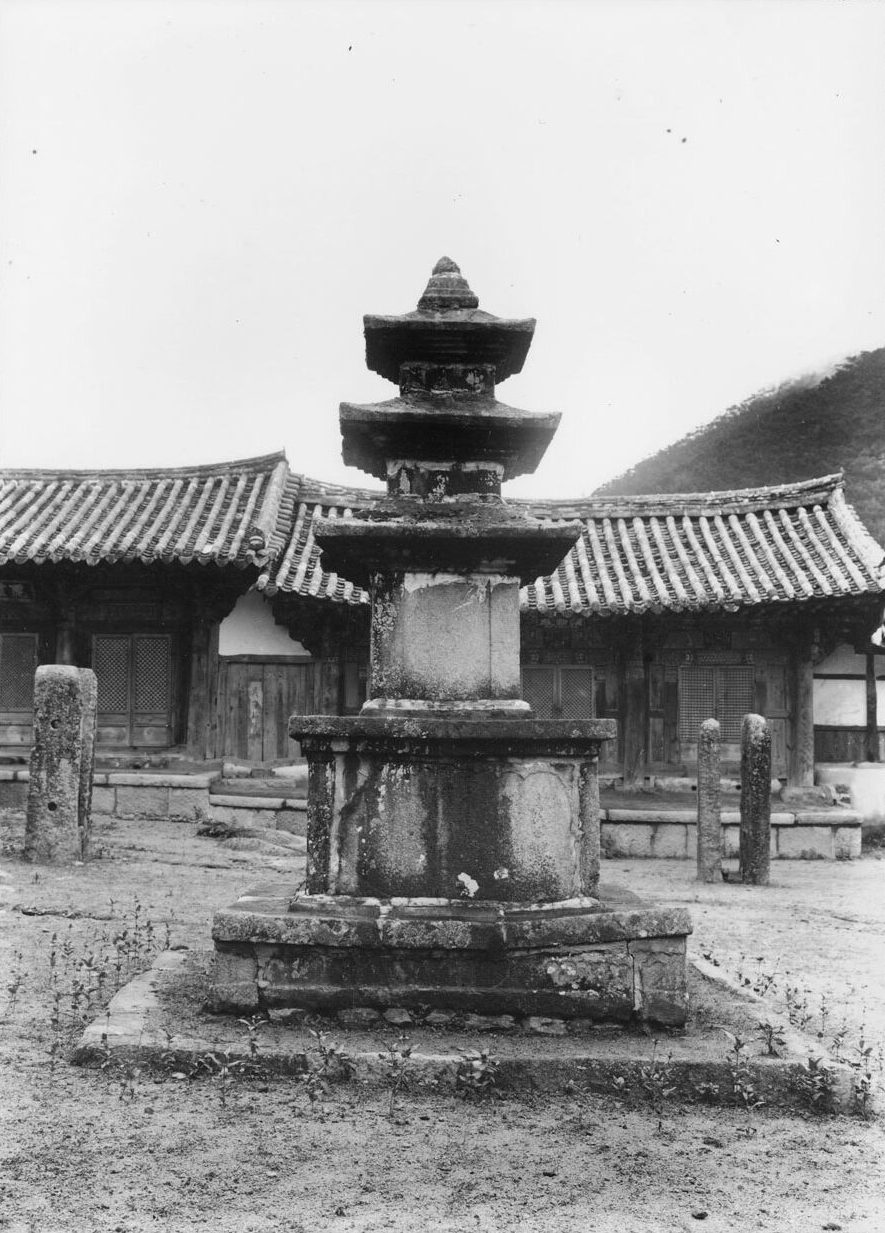 Colonial Korea - Beomeosa Temple - Dale's Korean Temple Adventures